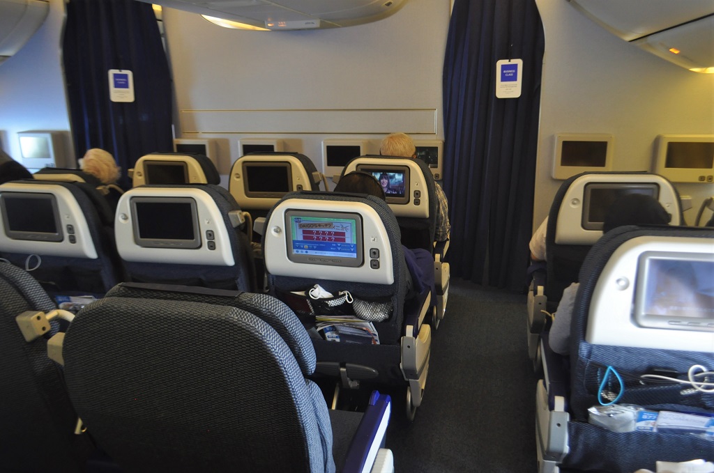 NH802便 シンガポールー成田線搭乗記 プレミアムエコノミーへ突然のアップグレード（2020年2月13日） | 大都会RJSKのブログ