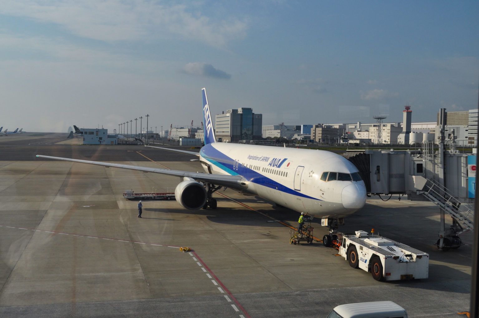 ANA93便 羽田ー関西線搭乗記 「CLUB ANA Asia」で快適FLT（2017年4月15日） | 大都会RJSKのブログ