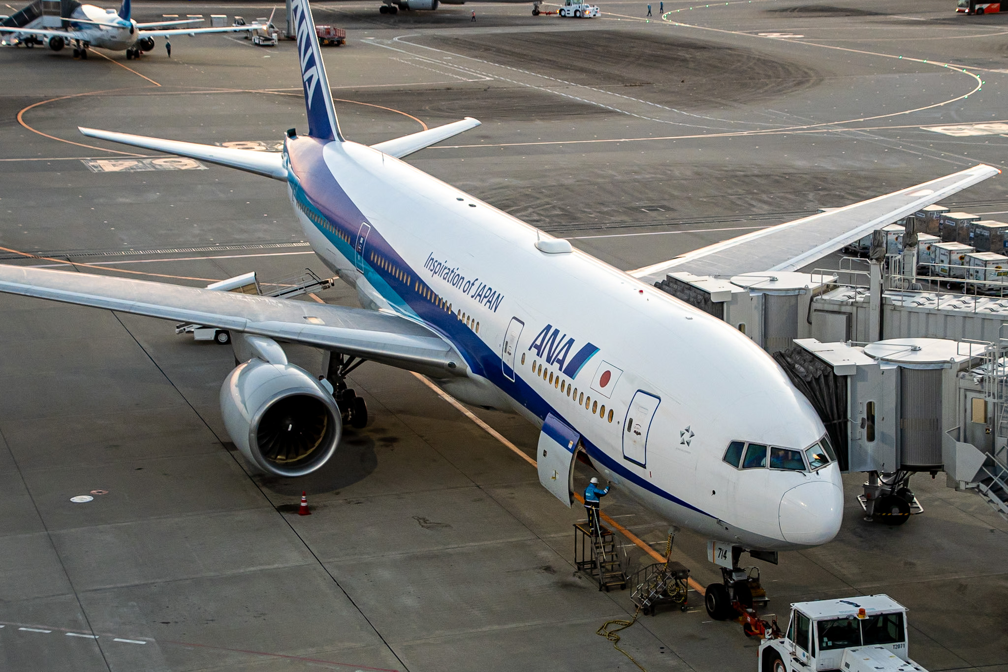 ANA671便 羽田ー広島線搭乗記 地方空港で777を見たい～広島空港編～ | 大都会RJSKのブログ
